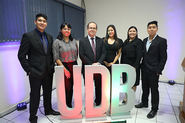 Universidad Don Bosco © | Reportaje